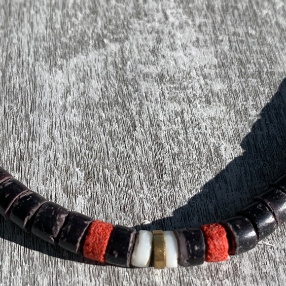 Vintage | Jewelry | Vintage Blackredwhite Puka Shell Necklace | Poshmark